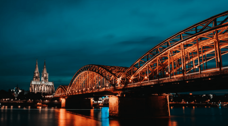 Ultimate Guide: 10 Ways to Spend an Amazing Day in Cologne